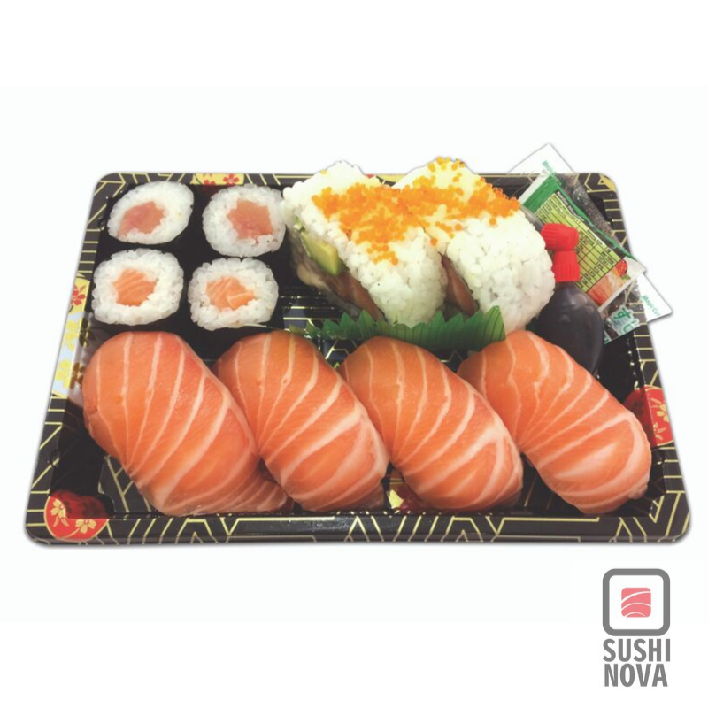 Salmon Deluxe Roll | Sushi Nova